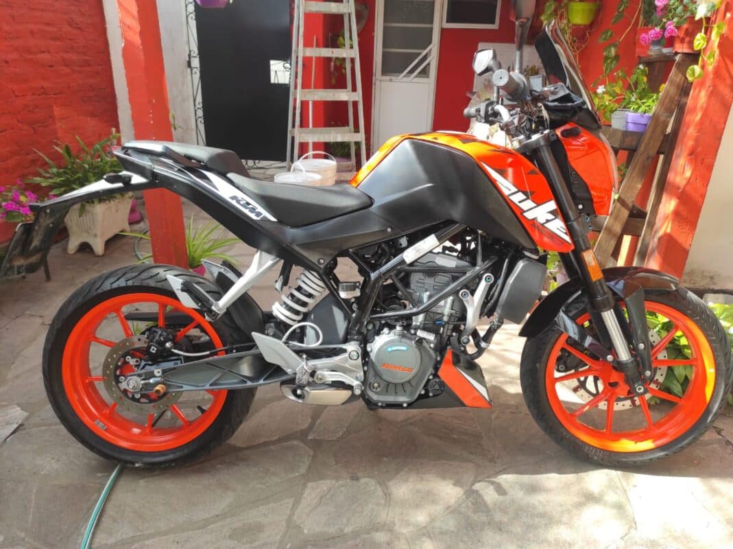 KTM DUKE 200 – Motoventa