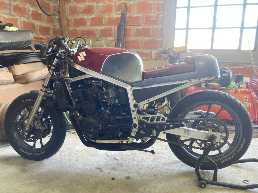 SUZUKI GSXR 400 – Motoventa